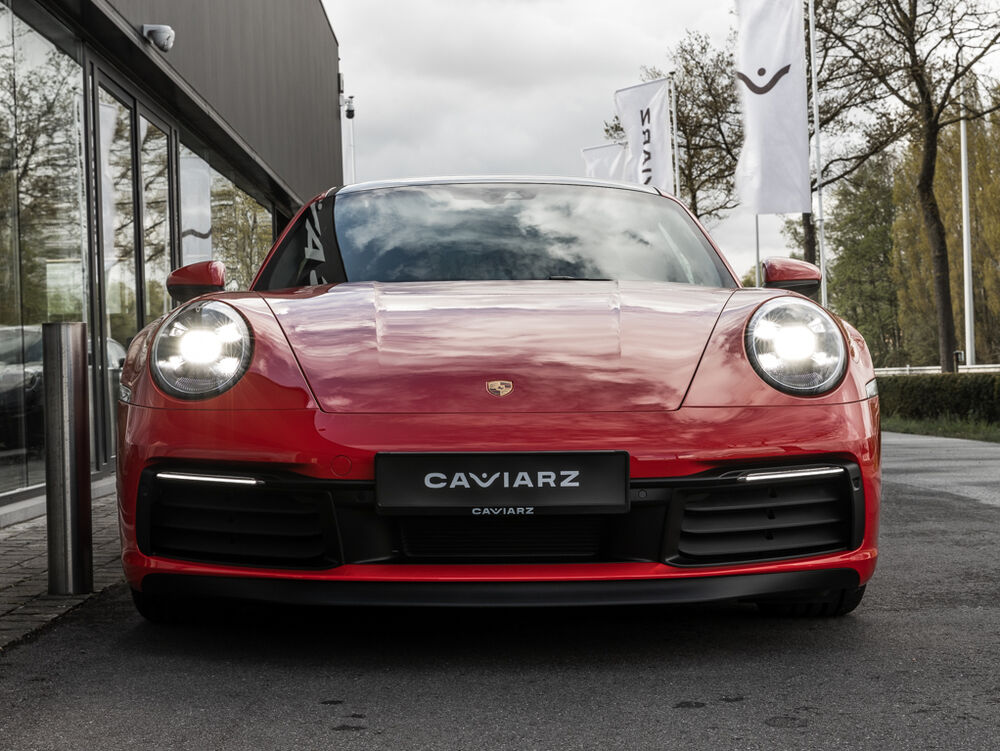Porsche 911 - 992 Carrera S - Guards Red - 2019 | Caviarz